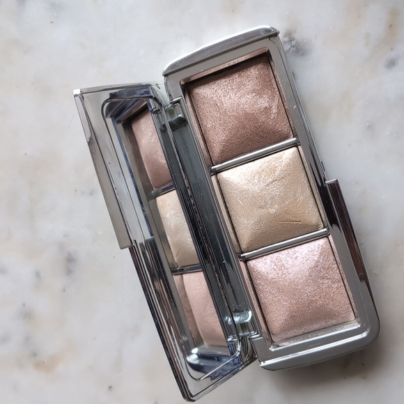 Hourglass | Makeup | Hourglass Ambient Metallic Lighting Palette | Poshmark